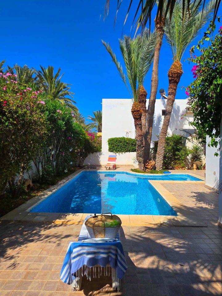 Villa Marie  Piscine Privée à 100 M De La Plage - Zarzis