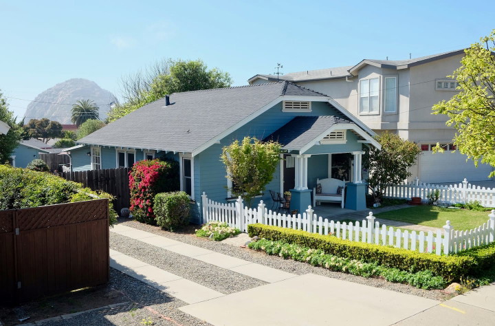 1925 Craftsman Beach Bungalow - Morro Bay, CA