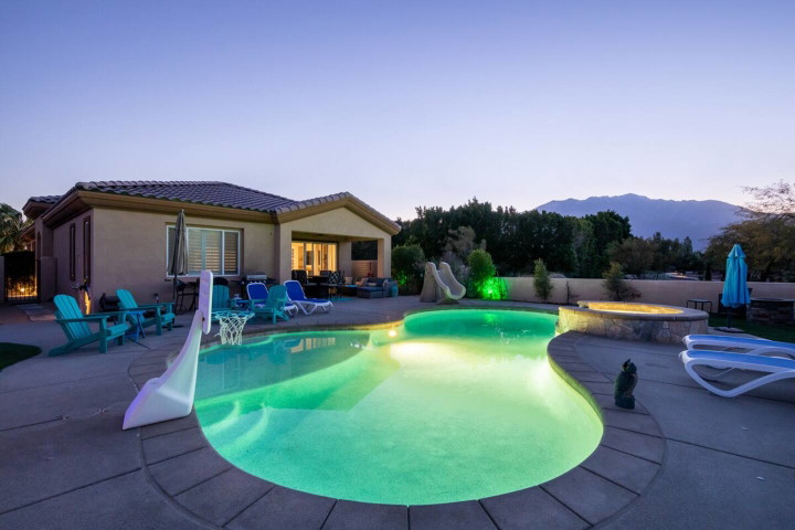 Two Large Family Vacation Homes In Desert Princess - Cathedral City, CA