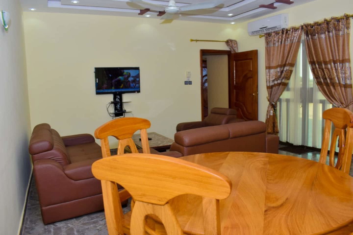 Appartement De Luxe à 3 Pièces Entièrement Meublé - Bénin