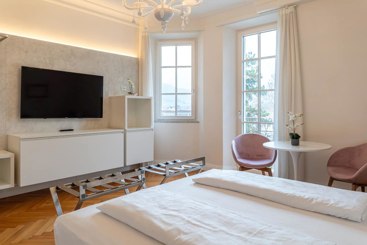 Luxury & Privacy, 3 Double Bedrooms, Garage - Tirol