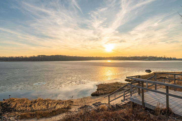 Shelter Bay Cove Waterfront Escape - The Hamptons, NY