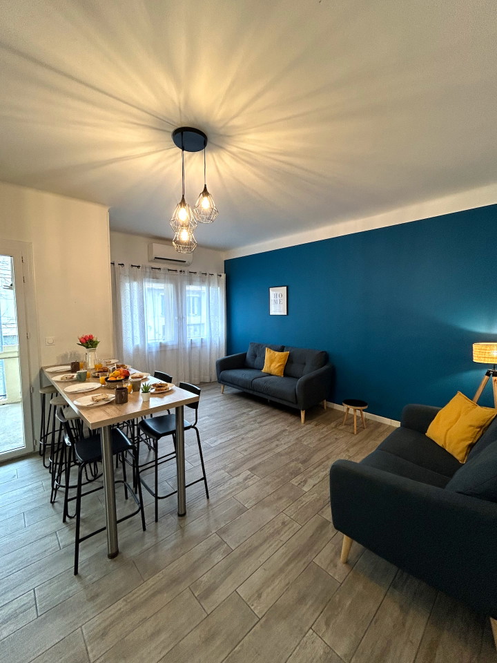 1st Balcony:4 Bedrooms, 4 Baths, A/c, Near Center! - Avignon