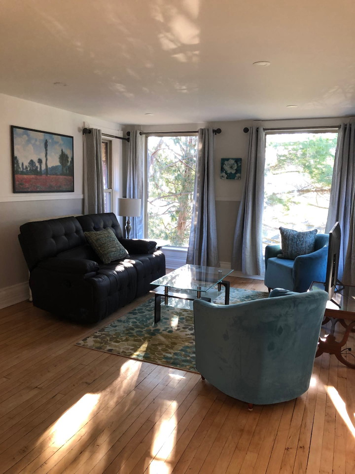 Spacious, Deluxe Apartment - Chatham-Kent
