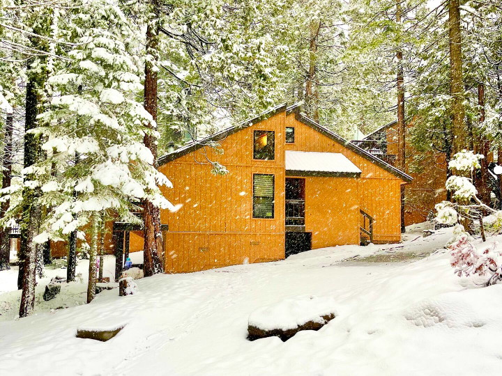 Family Friendly, Pool/sauna - 6 Min To The Lake! - Shaver Lake, CA