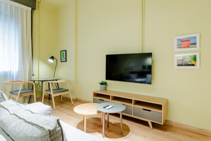 Grey | Studio Apartments Downtown Alexandria Mn - Aleksandria