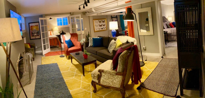 Colorful, Cozy Cherry Creek North Basement Apt - Washington Park - Denver
