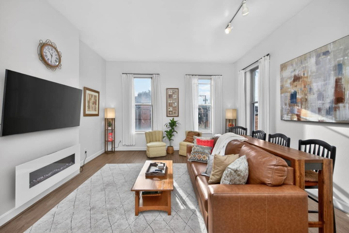 Walk To Tql & Music Hall | Free Parking | 2nd Flr - Cincinnati, OH