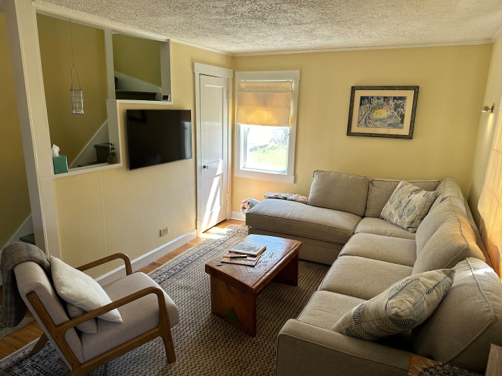 Queen Bedroom And Private Bath - Portland, ME