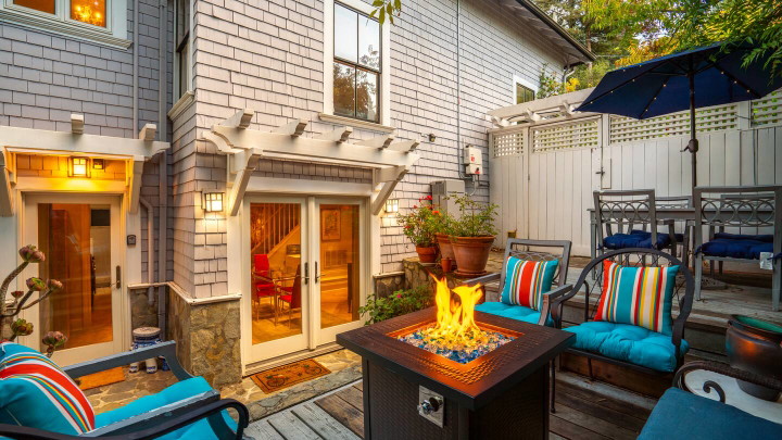 Sanctuary Living | Hottub, Firepit & Massagechair - San Rafael, CA