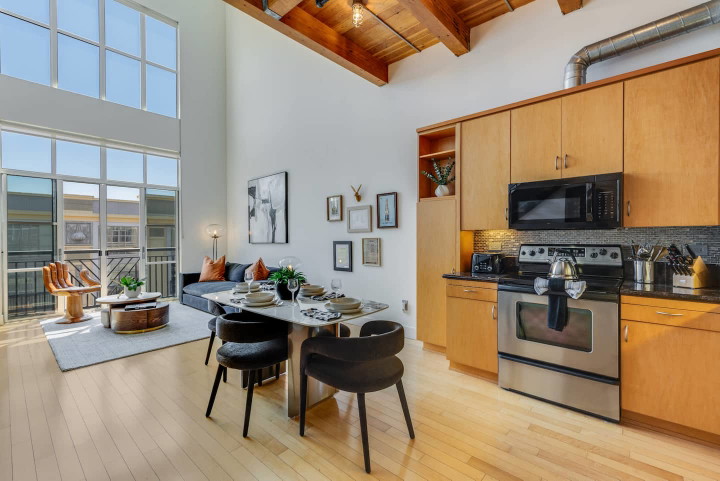Santana Row Properties #9 - Silicon Valley Getaway - Cupertino, CA
