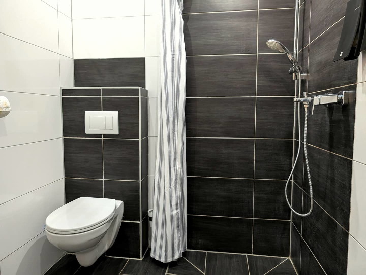 Room No 8 & No 9 Kombizimmer Base Stay Erlangen - Erlangen