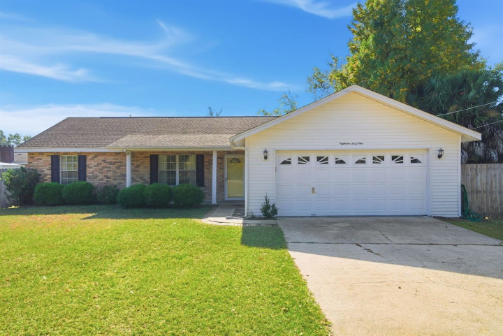 Cozy 3-bed Near Airport | 1015 Min To Beach - Pensacola, FL