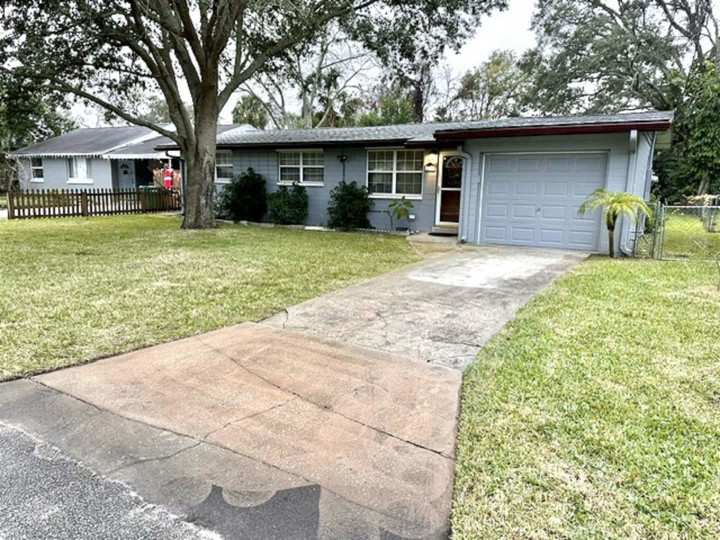 Cozy Home Near Pictona In Daytona - Daytona Beach, FL