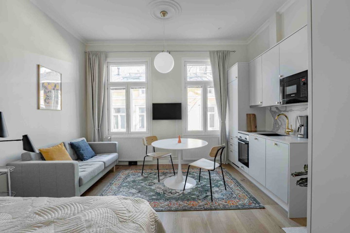 Renovated Wooden Apartment, With Private Parking - Turku