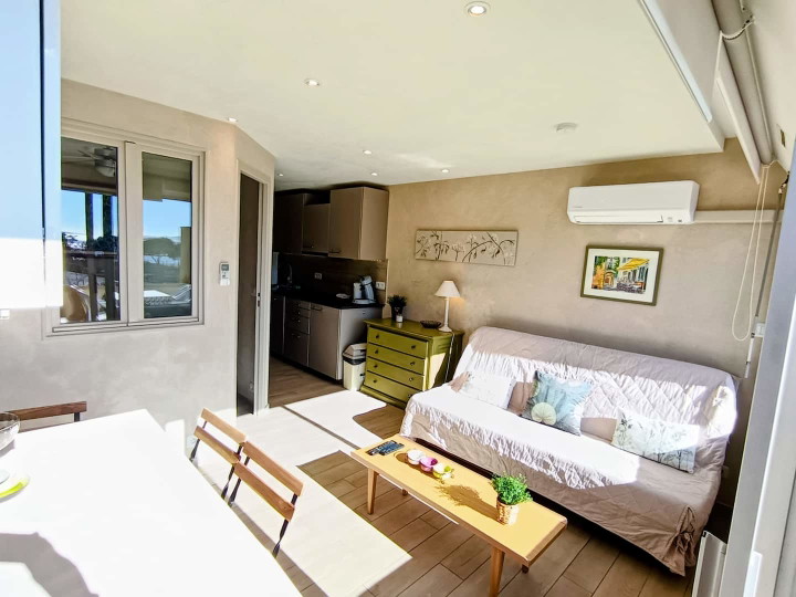 Ppartement Climatisé,vue Mer, Au Pied De La Plage - Hyères