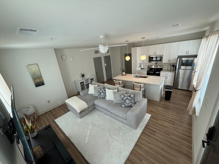 Austins Convenient Luxury Stay - Pflugerville, TX