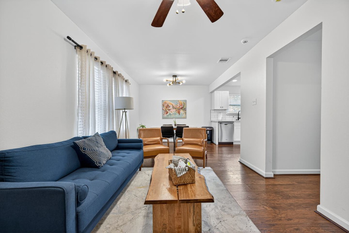 Newly Renovated, Private And Cozy! - Houston, TX