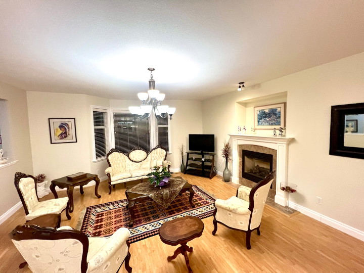 Cozy Spacious - Chilliwack