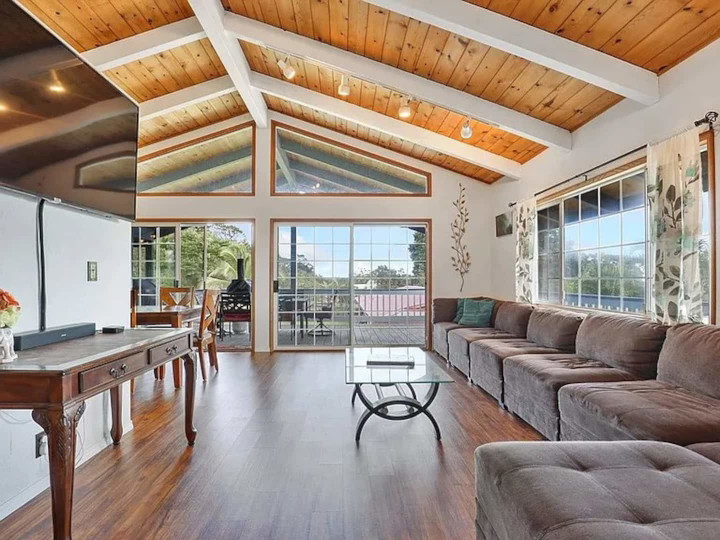 Serene Cozy Home With A Open Lanai - Hilo, HI