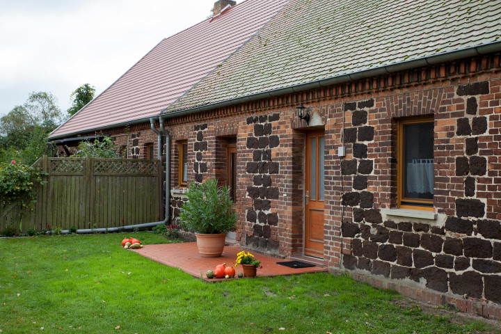 Historic Estate House With Modern Furnishings - Brandenburg