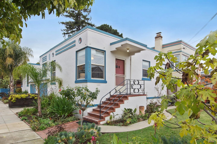 Bay Area Charming 1938 Art Deco Duplex - Oakland, CA