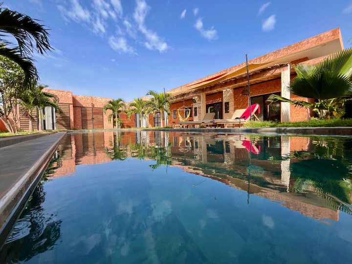 Villa Awalie, Charming House With Pool - Senegal