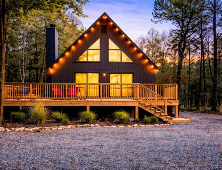 Luxury A-frame With Private Spa & Fireplace - Pocono Lake