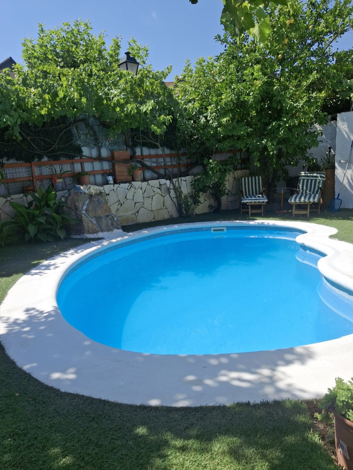 Vivienda Pequeña En El Tiemblo - Cebreros