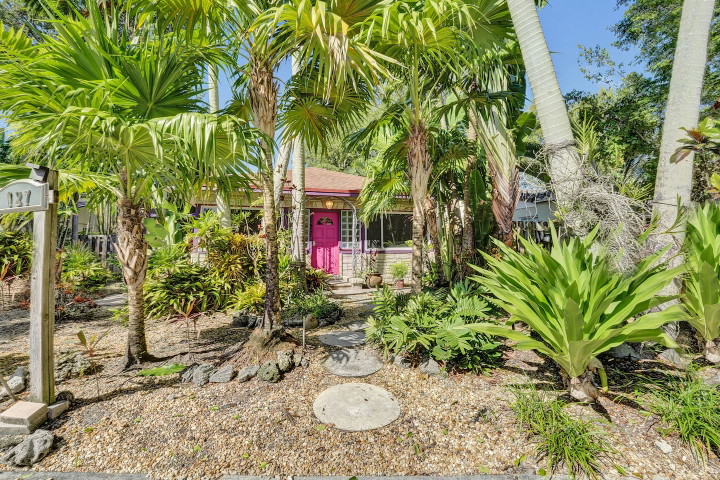 Victoria Park Secret Cottage - Fort Lauderdale - Fort Lauderdale, FL