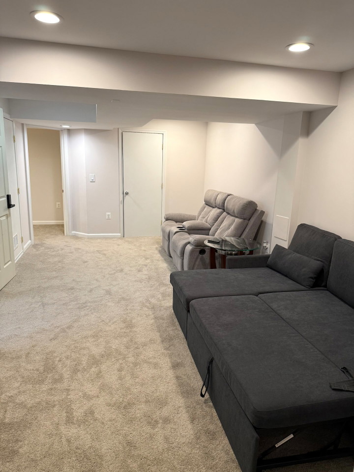 Basement With Private Entry - Gaithersburg, MD