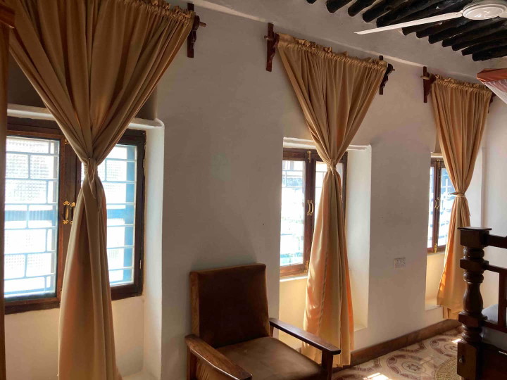 4 Min Walk To Forodhani Beach, Entire Apt + Lounge - Zanzibar