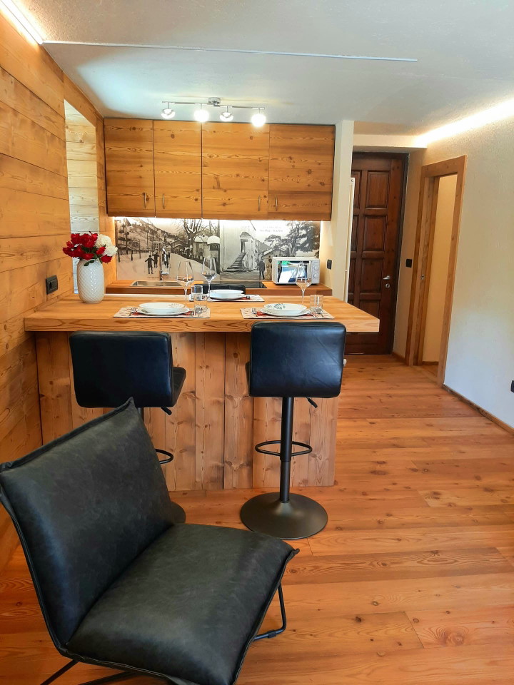 Luxury Studio Apartment With Terrace In Viale Monte Bianco - La Thuile