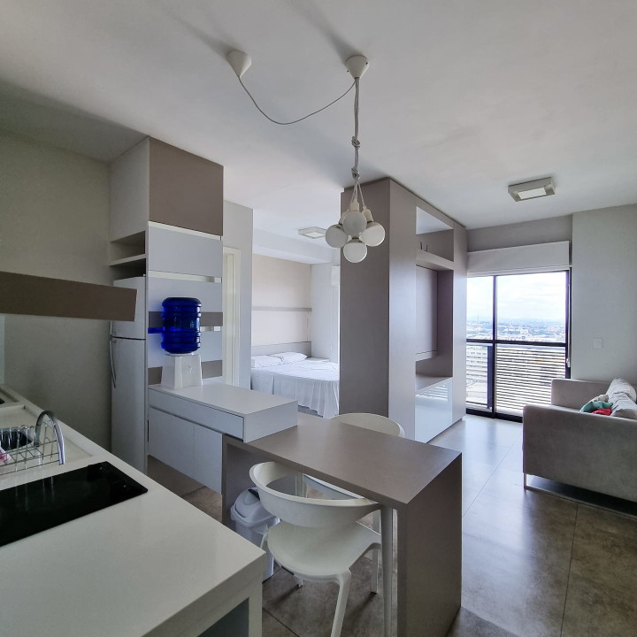 Studio 13 In Front Of The Mall - Curitiba
