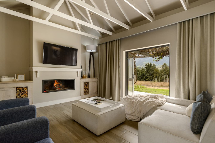 Jonker Suite I - Serene Stay On Helshoogte Pass - Stellenbosch