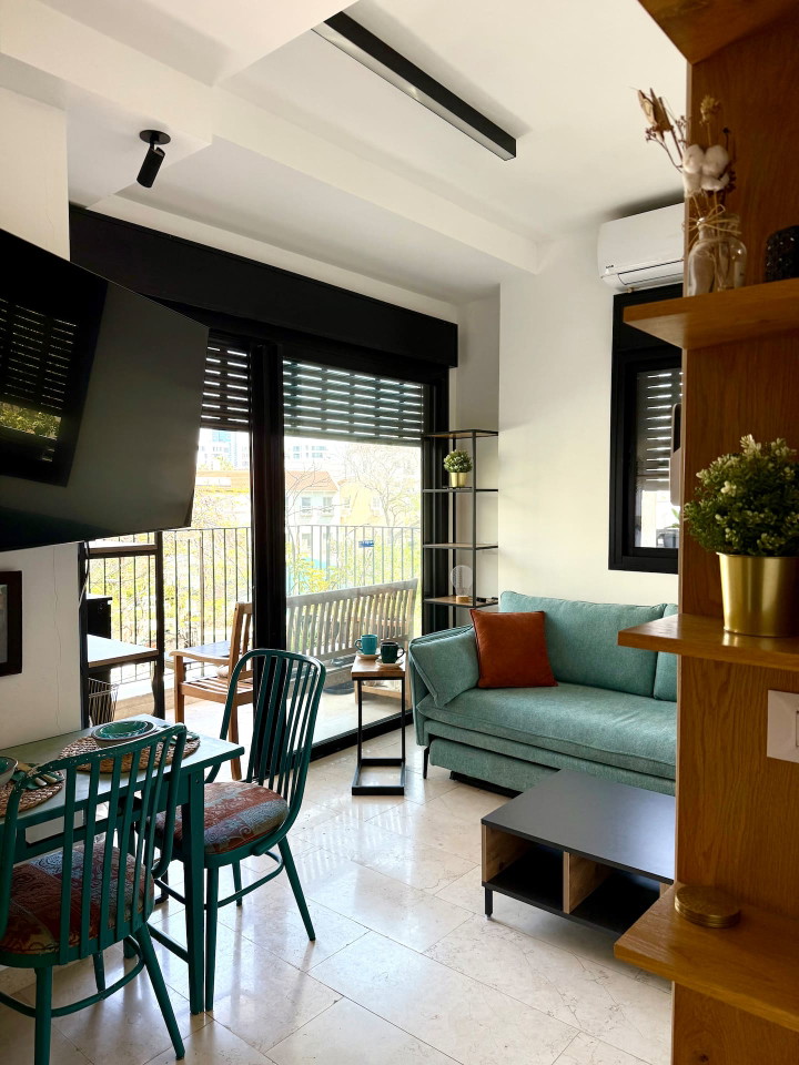 Designer 1br W/mamad | Top Tel Aviv Location - Tel Aviv-Yafo