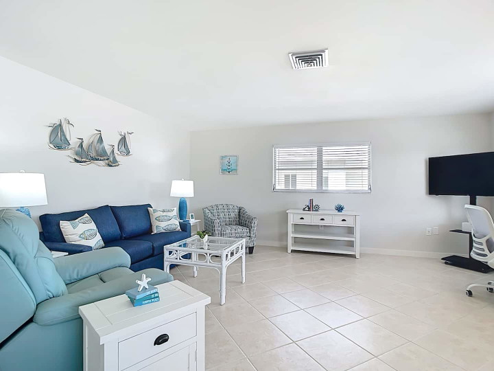 Englewood Beach Villa - 3 Min Walk To The Beach! - Englewood, FL