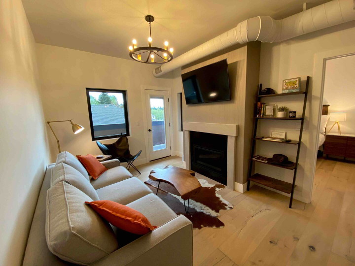 Modern Condo Downtown With Parking And Roofdeck! - Whitefish, MT