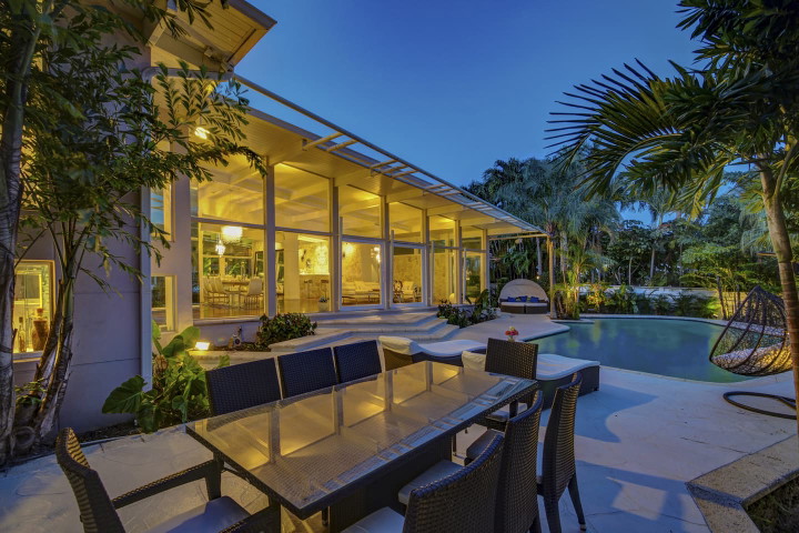 Las Olas Waterfront Estate, Pool, Dock, Sleeps 12 - Fort Lauderdale