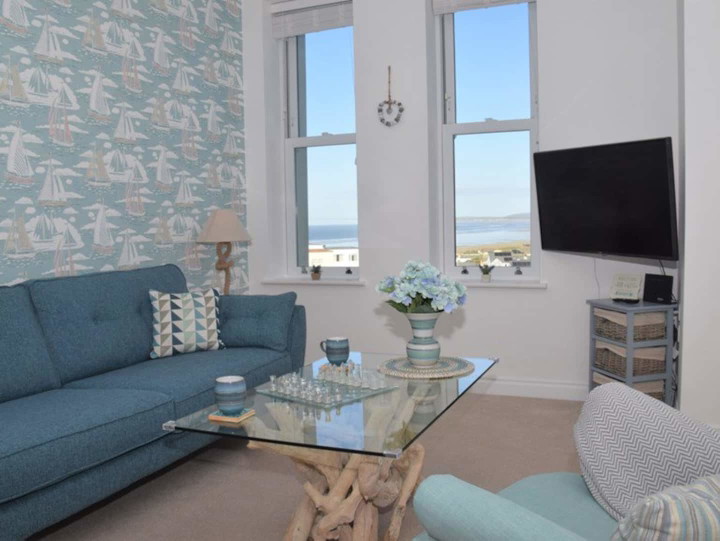 Sea Views And Private Parking - Ocean Wave - Westward Ho!