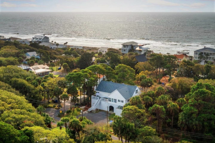 Palms Ii- Large House, Pet Friendly, Game Room - Folly Beach, SC