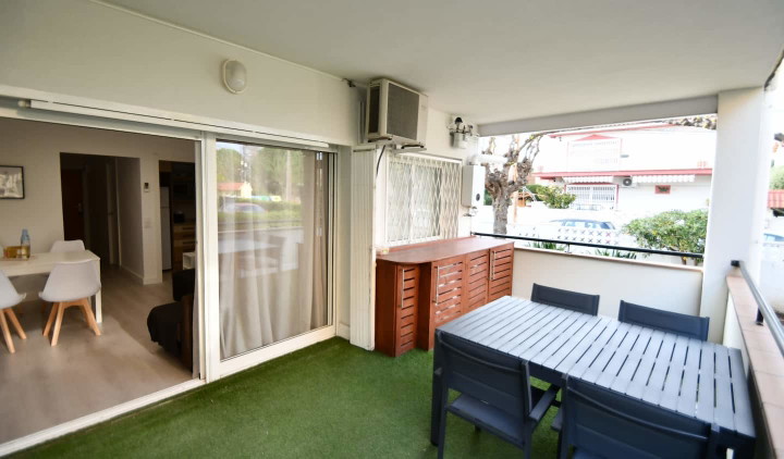 Caravel Be My Guest Castelldefels - Casteldefels