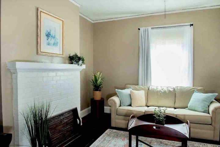 One Bedroom Apt 1/2 Block From Winthrop Campus - Rock Hill, SC