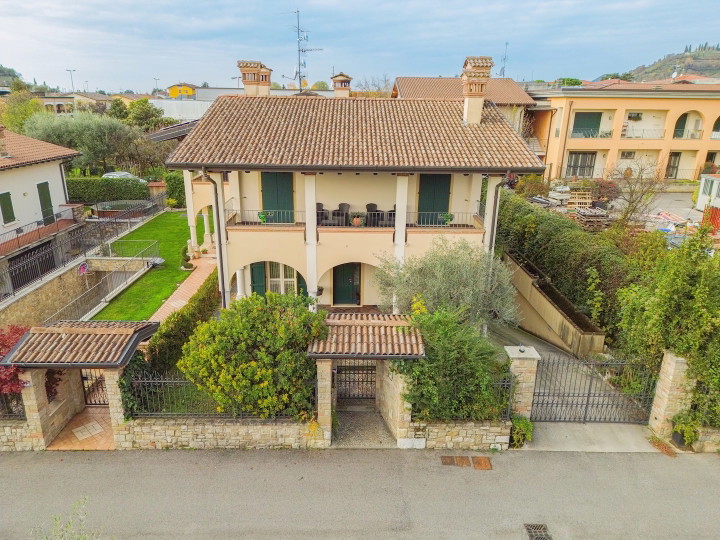 3 Bedroom Villa - Terra Sole Aria - Brescia