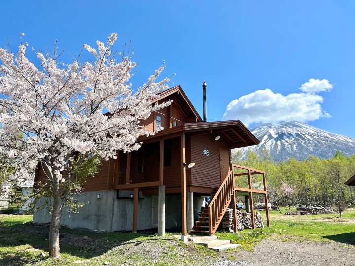 Niseko Mountain Guides Lodge - Niseko