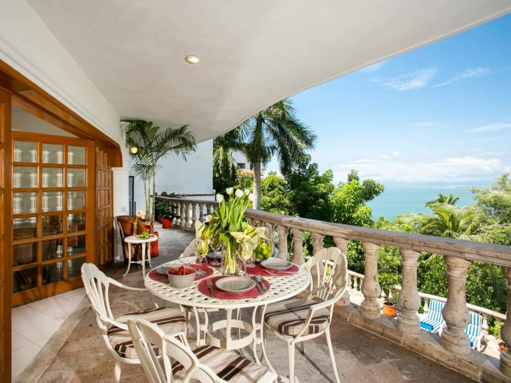 Condo Rojo In Beautiful Conchas Chinas! - Puerto Vallarta