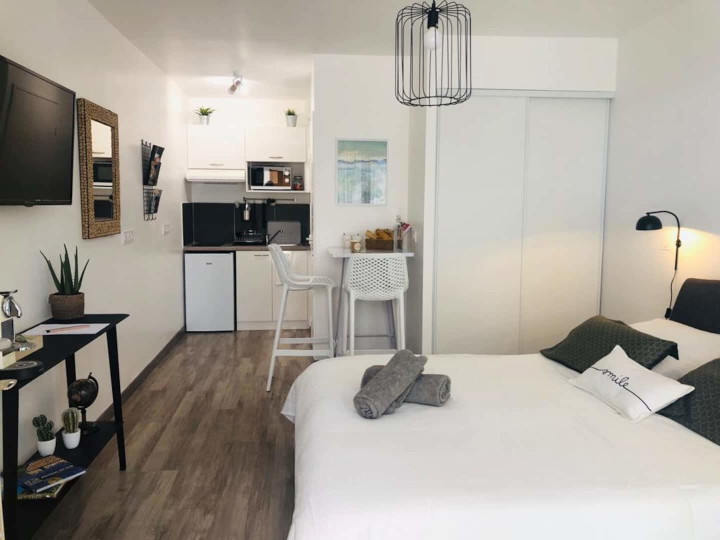 Studio Tout Confort Avec Piscine A Aix En Provence - Ventabren