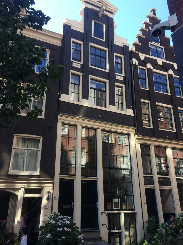 Kapitänshaus; 2 Schlafzimmer Wohnung, Geräumig, Sauber, Zentral Gelegen - Amsterdam