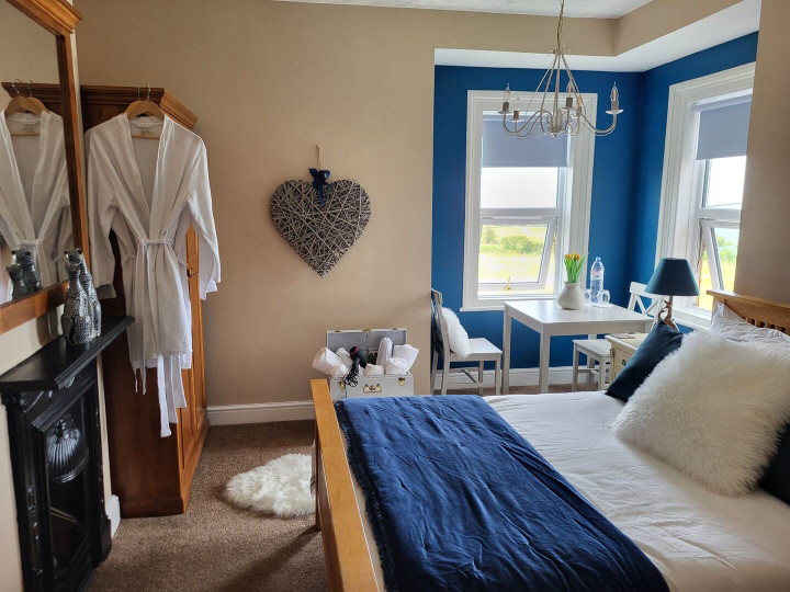 5* Room With A Wonderful View - Mundesley