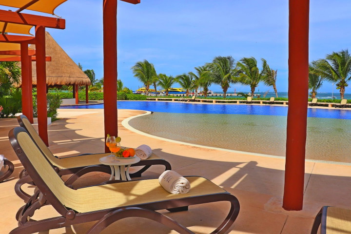 Private Beach~king Bed~fast Wifi~24/7 Security - Cancún